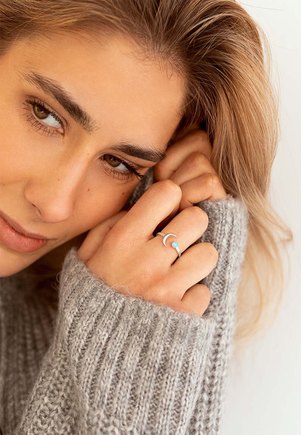 ANILLO LINA | Anillo Luna de Plata con Ópalo Elaborado – San Saru